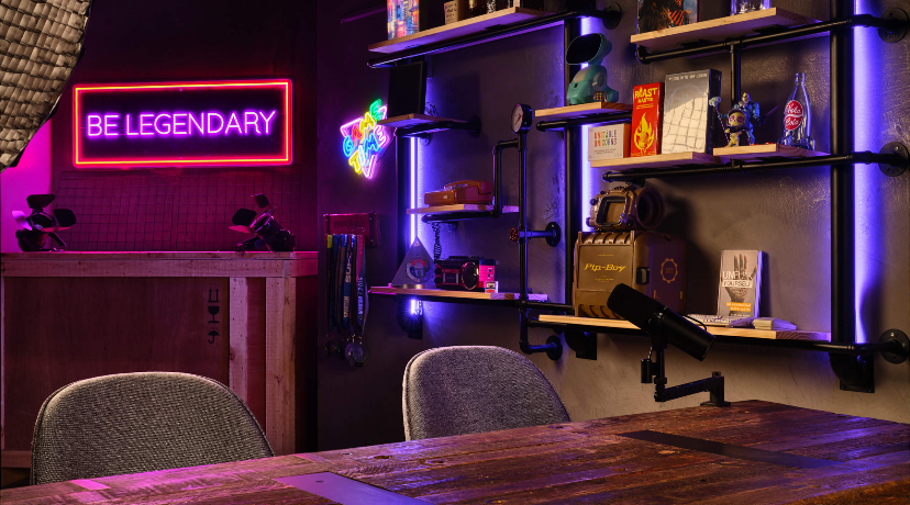 Podcast Studio Singapore. Rent now - Poddster